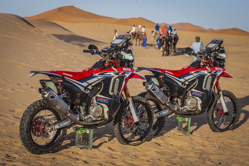 Ricky Brabec y Kevin Benavides estrenan la temporada 2016